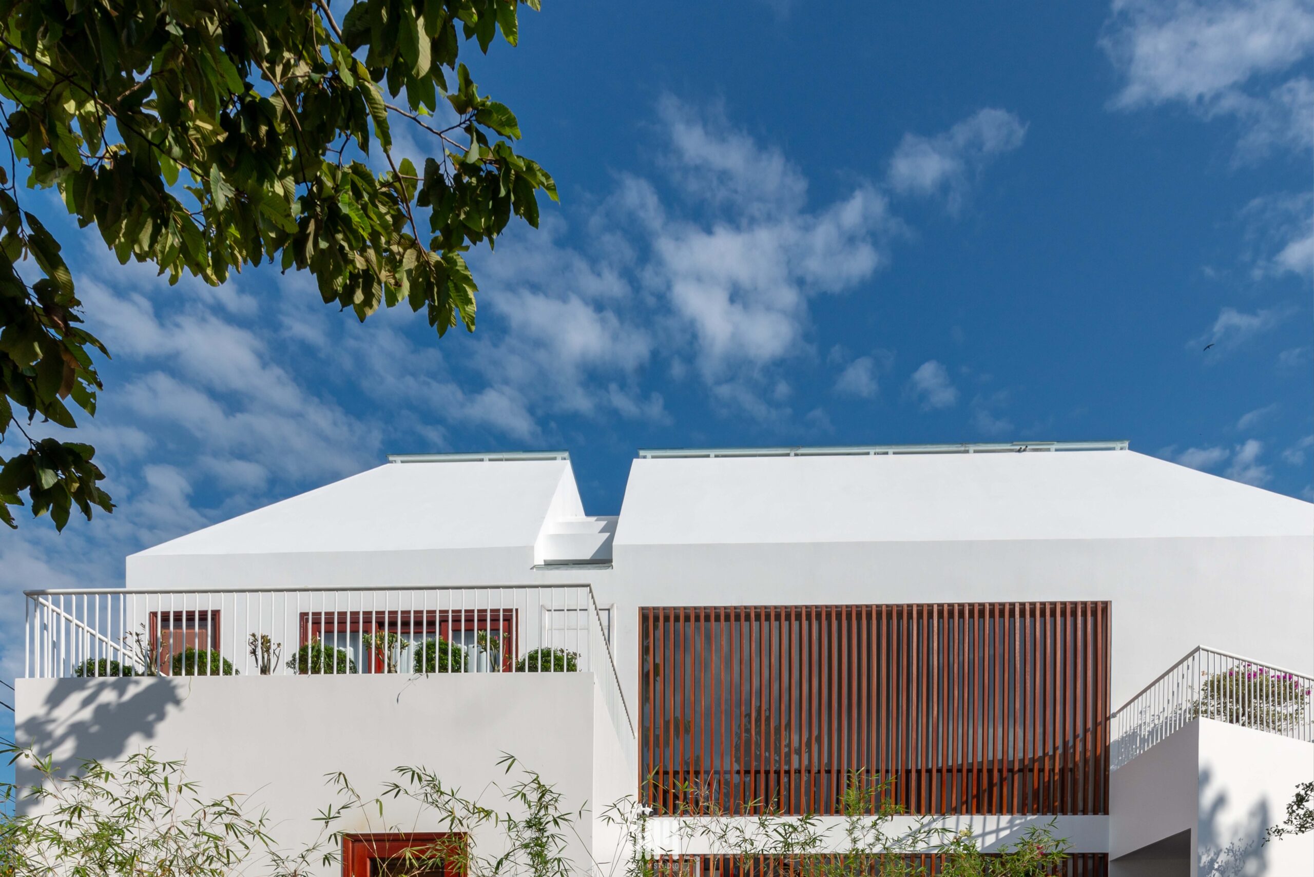 TRA HOUSE | Dim Studio - Kiến Trúc Tối Giản - Kiến Trúc Hạnh Phúc